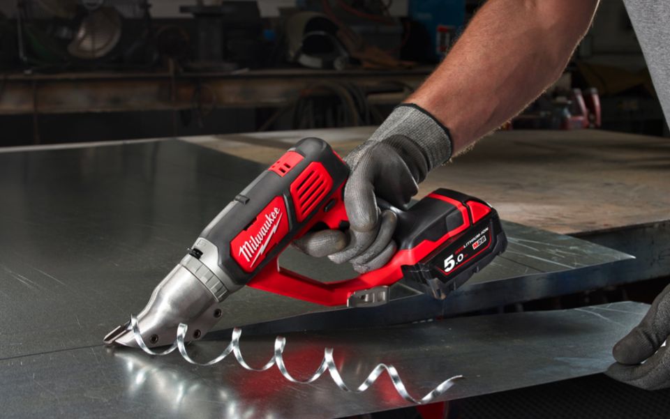 MILWAUKEE M18 METAL CUTTER SHEARS - M18BMS20-0 - Milwaukee